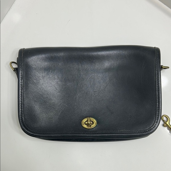 Coach | Bags | Coach Vintage Pocket Purse 9755 Black Crossbody Bag Read ...